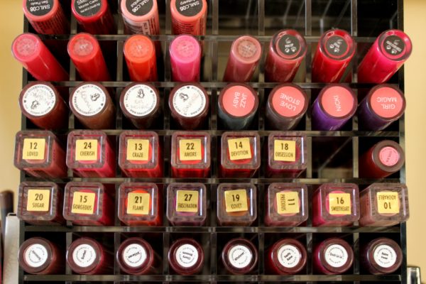 Rangements makeup pour rouge à lèvres et tours usaddicted